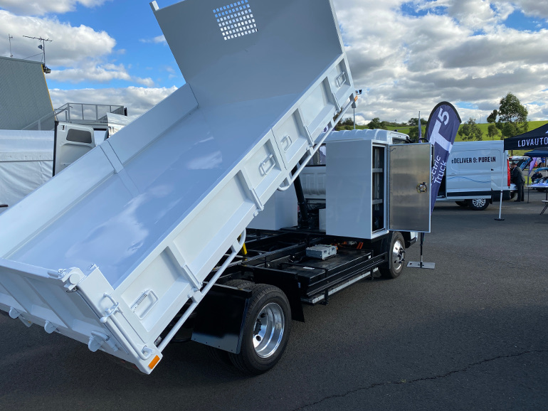Tipper body changes the EV truck market - Fleet EV News