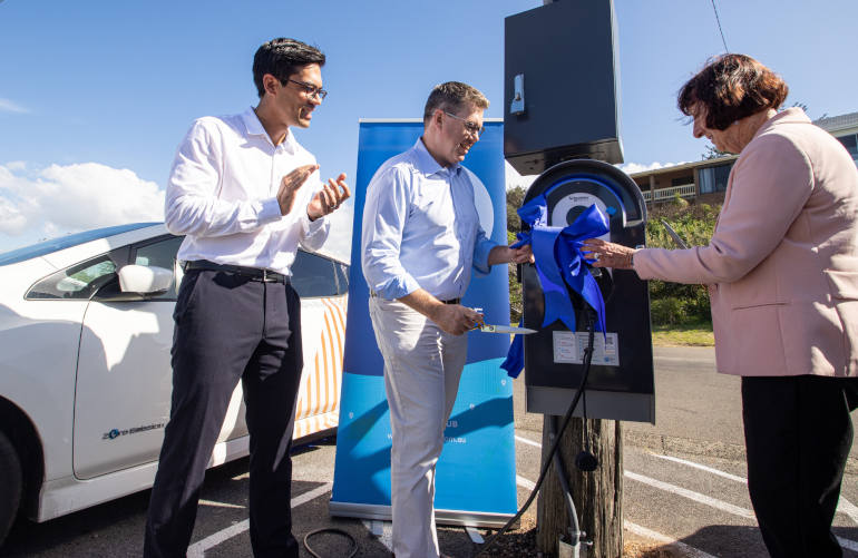 EV streetside charging now available cross Lake Macquarie - Fleet EV News